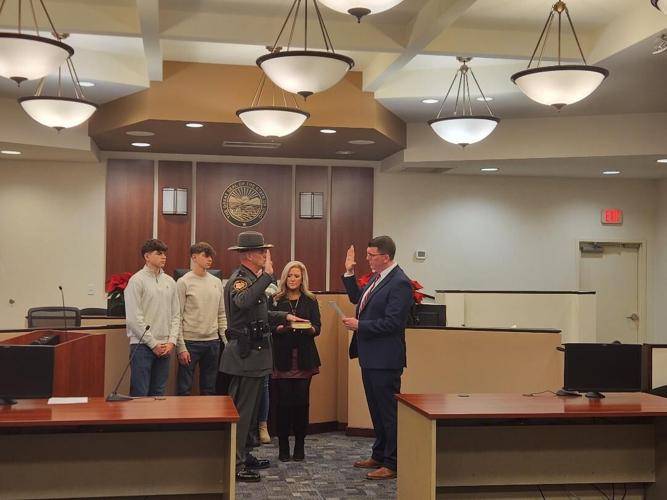 Sheriff Champlin, Prosecutor Holdren sworn in for third terms in ...