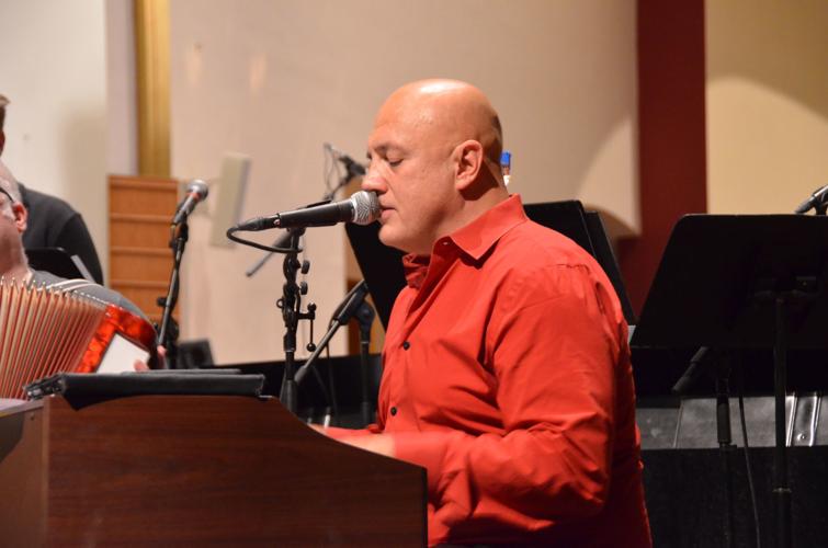 Clarksburg, WV, native musician John Angotti to perform Christmas ...