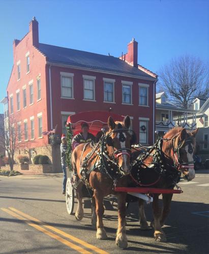 Gallipolis Christmas parade draws 70 entries, plenty of spectators ...