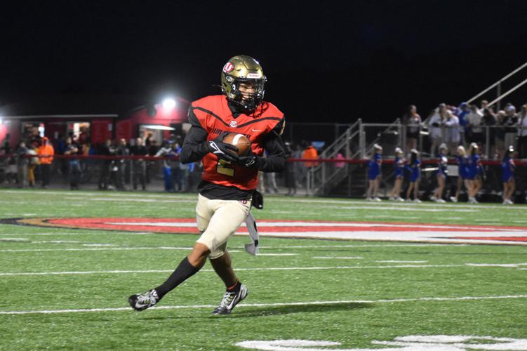 Fairmont Senior outlasts University thanks to big night from Damani ...