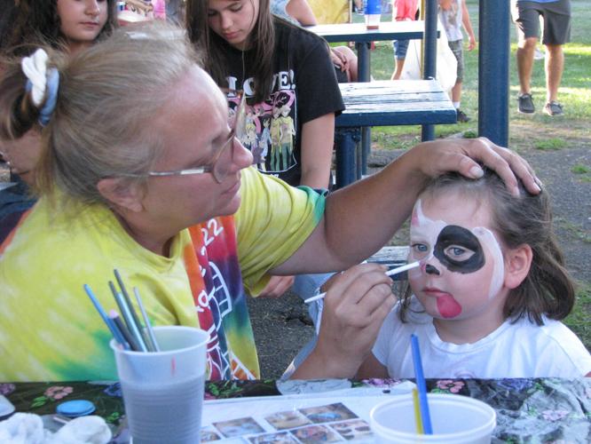 Photo Gallery: Summer Jam draws hundreds to Brooks Park | | wvnews.com