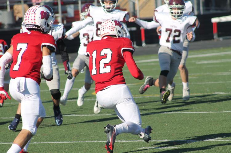 Wahama football's season ends in 48-14 playoff rout by Wheeling Central ...