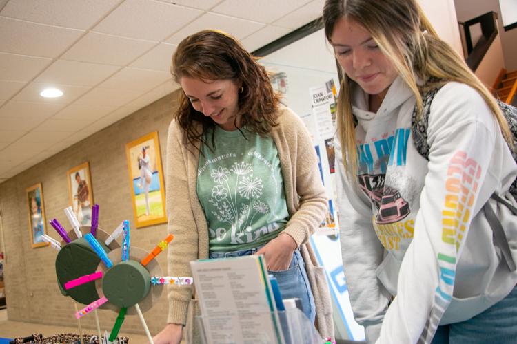 Garrett College celebrates World Kindness Day | Garrett News | wvnews.com