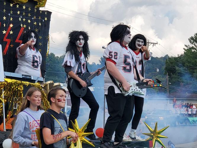 Ravenswood celebrates Homecoming with a parade | Jackson Star and ...