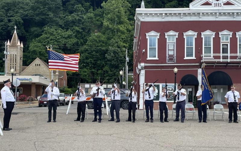 Memorial Day services held on the river in Pomeroy, Ohio | Gallipolis ...