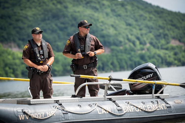New West Virginia Division of Natural Resources Police dive team demos ...