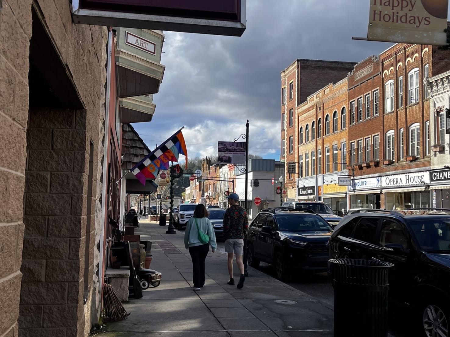 Meet West Virginia’s wildlife up close at the West Virginia Wildlife ...