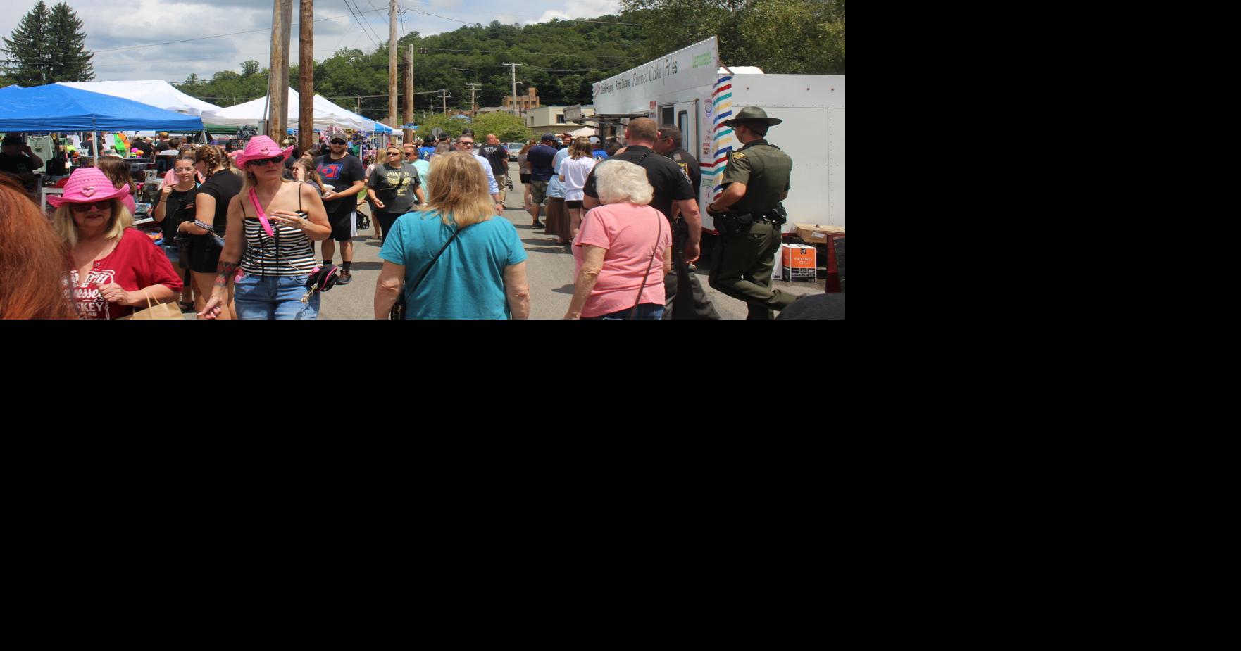 Lurch Fest brings crowds to Philippi to celebrate Addams Family's ...