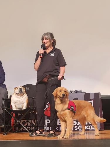 West Virginia First Lady Cathy Justice introduces therapy dog to Point ...