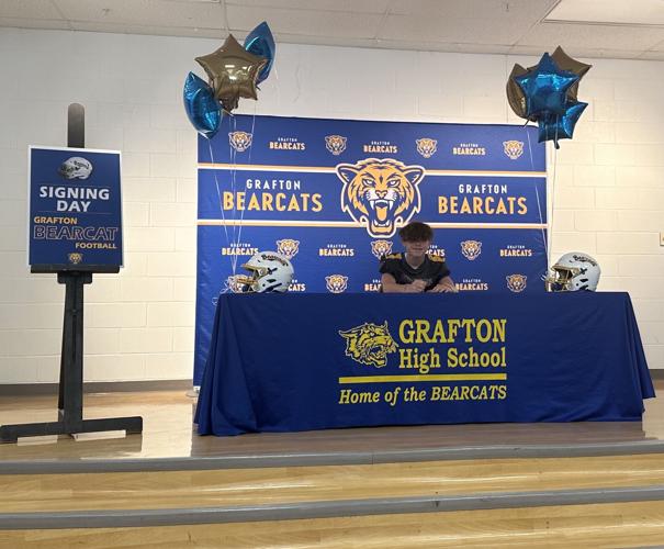 Grafton football program welcomes 22 new players with signing ceremony ...