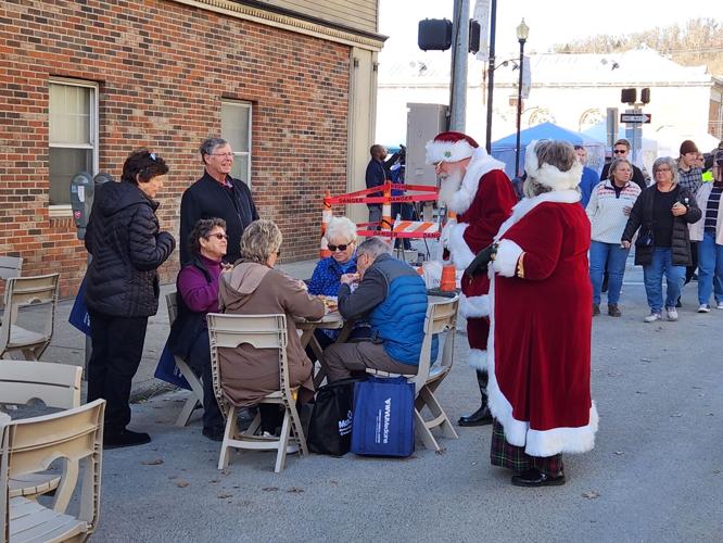 Hometown Holiday Celebration, Feast of the Seven Fishes kick off in ...