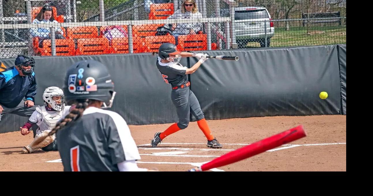 West Virginia Wesleyan softball splits doubleheaders with Davis ...