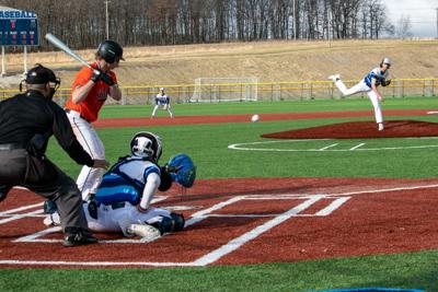 Garrett splits first two games in S.C. | Garrett Sports | wvnews.com