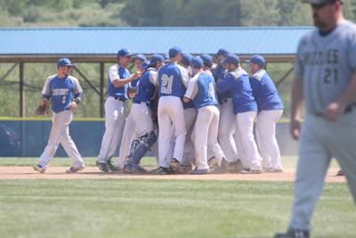 Lewis baseball wins sectional | Sports | wvnews.com