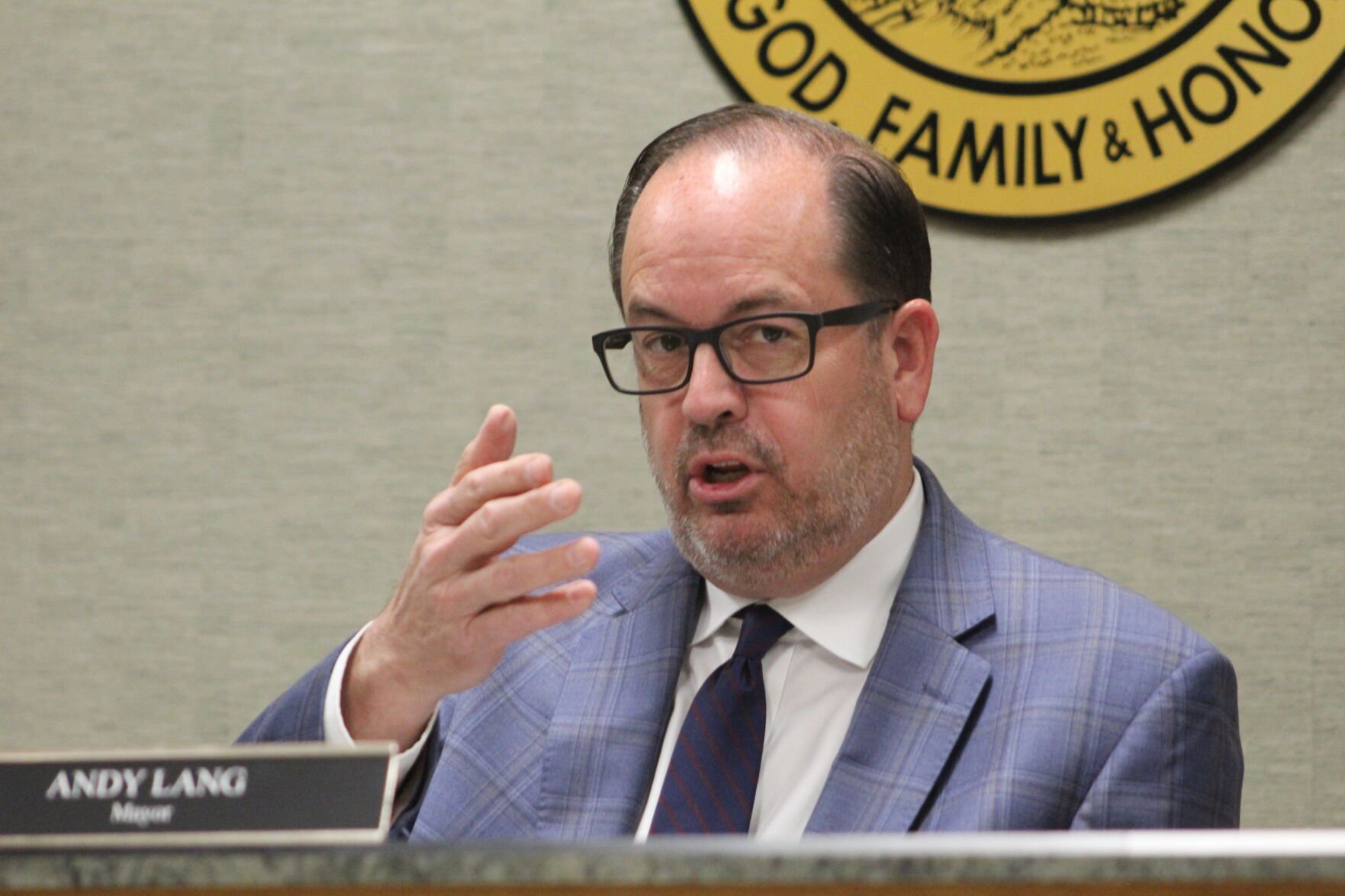 Bridgeport (West Virginia) Mayor Andy Lang responds to allegations in ...