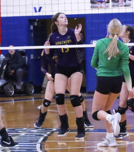 Southern falls in district volleyball final | Pomeroy and Meigs County ...