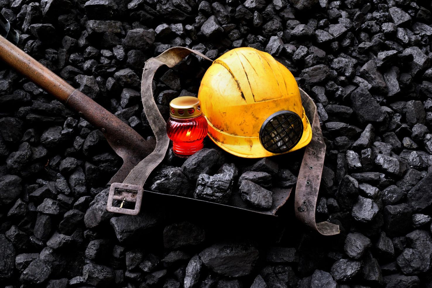 Leer South Mine in Barbour County (West Virginia) evacuated due to fire ...