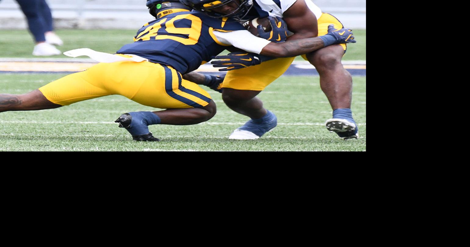 WVU football 0405 William Davis tackles Tye Edwards front | West ...