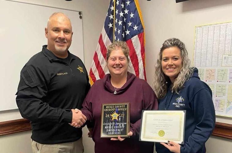 Meigs Sheriff delivers certificates of appreciation | Gallipolis News ...