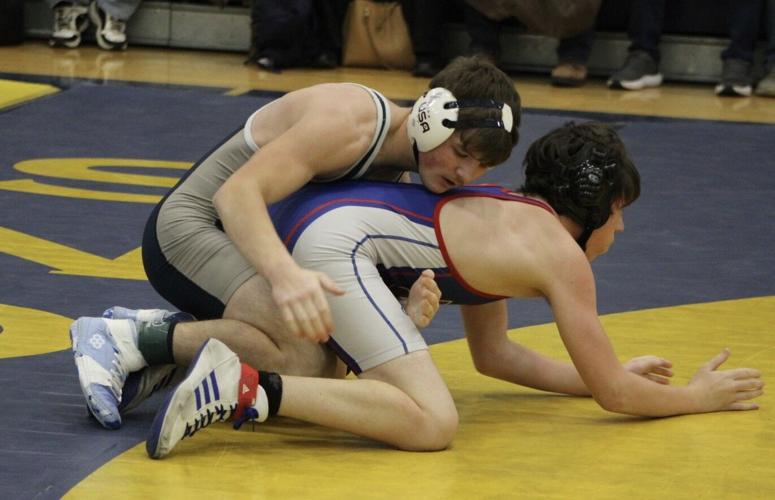 Frankfort wrestlers compete in Cameron Dragons Alumni Invitational ...