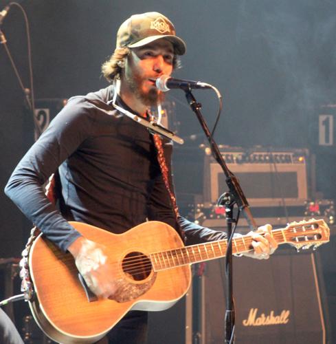 Wild and wonderful: Davisson Brothers say their concert with Chris ...