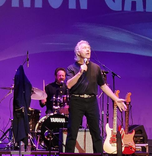 Gary Puckett and The Union Gap perform with The Vogues in Clarksburg ...