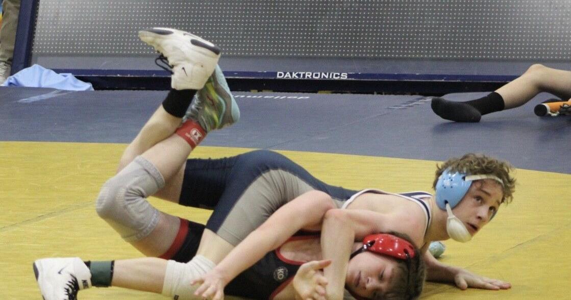 Frankfort wrestlers compete in Cameron Dragons Alumni Invitational ...