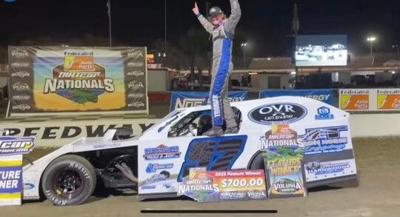 DIRTcar UMP Modified driver Mitch Thomas brings home 'Gator' | Garrett ...