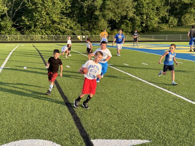 Bearcat Youth Football Camp sees largest ever turnout | Bearcat Sports ...