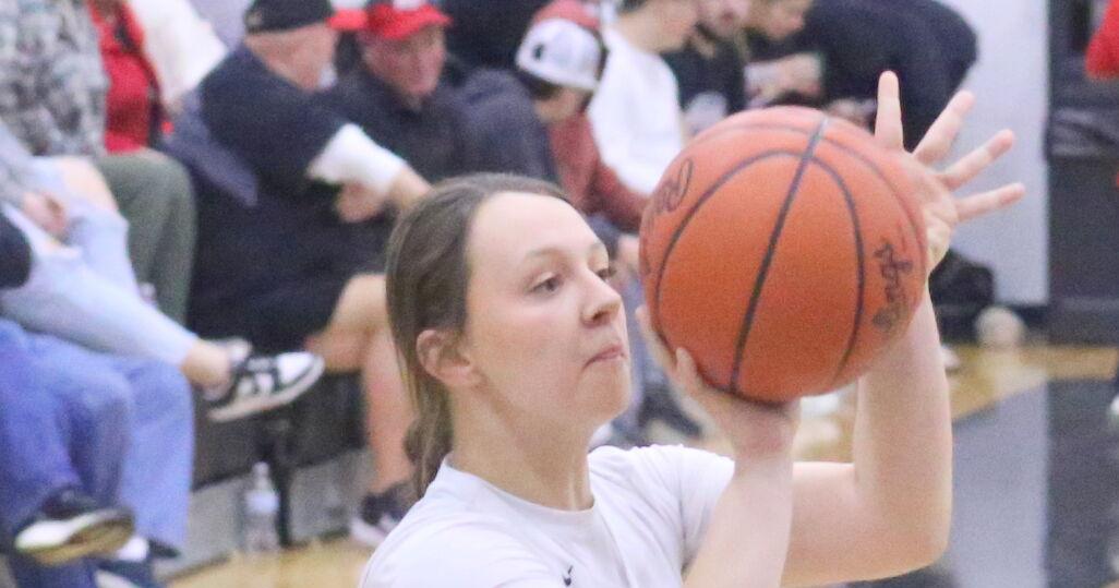 Big first half help Lady Raiders chop down Oak Hill | Gallipolis Sports ...