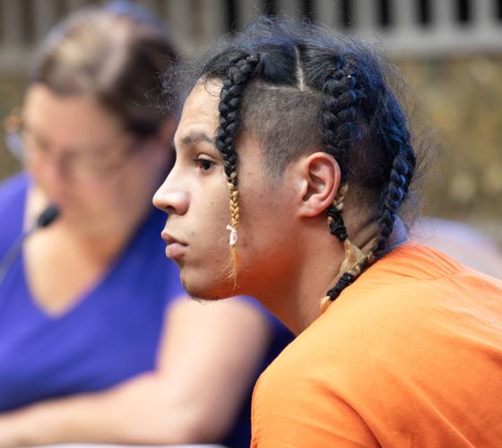 Prosecutor: Final defendant in moving shootout has until midday Friday ...