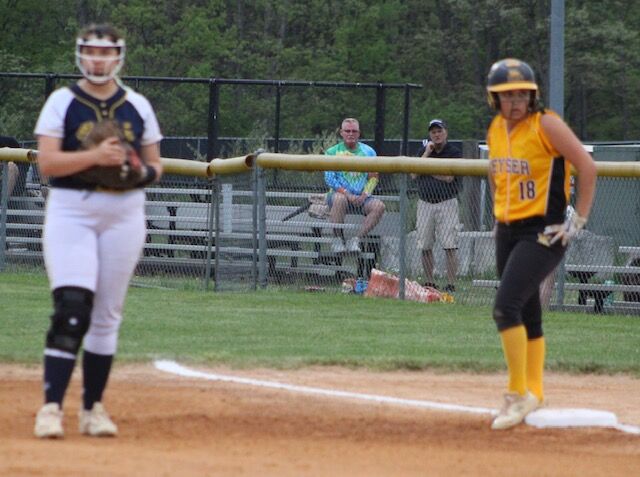 Storm halts sectional softball championship with Keyser up, 2-1 ...