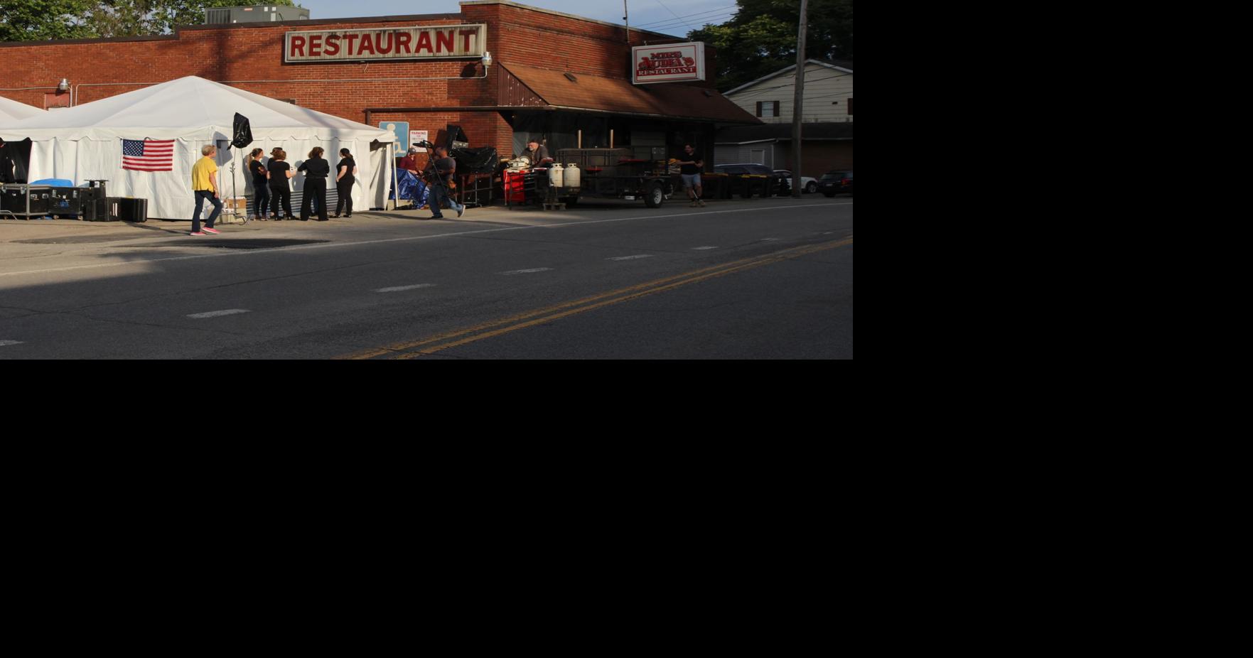 Spectators surround Nutter Fort restaurant as popular show wraps up ...