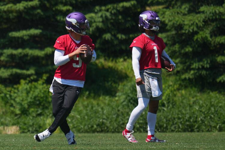 Vikings' McCarthy aims 'upward' as Murray's arrival creates another QB ...