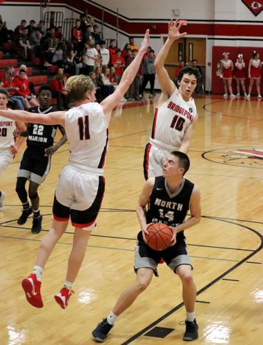 Murphy scores 25 to key Huskies past Bridgeport | West Virginia High ...