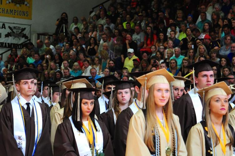 Lincoln graduation marked with fanfare, plenty of smiles | Local News ...