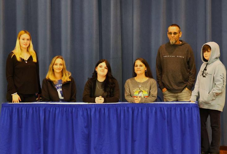 Ellanora Hines, Krista Posey both sign to cheer collegiately ...
