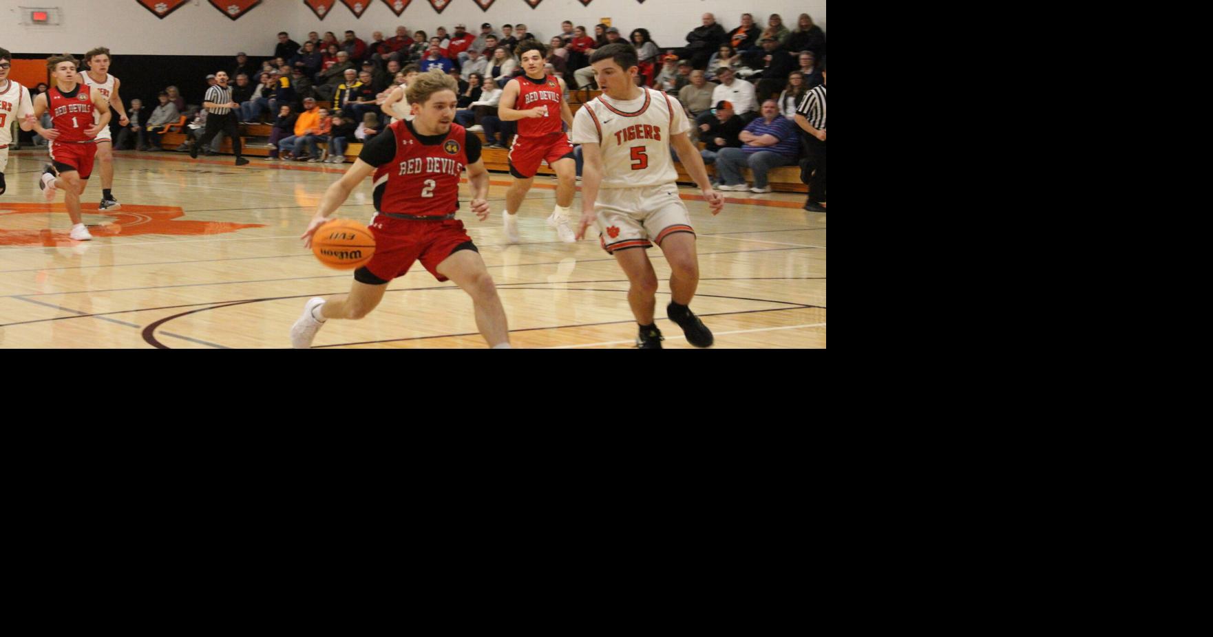 Layton's hot shooting leads Red Devils past Wirt County | Jackson Star ...