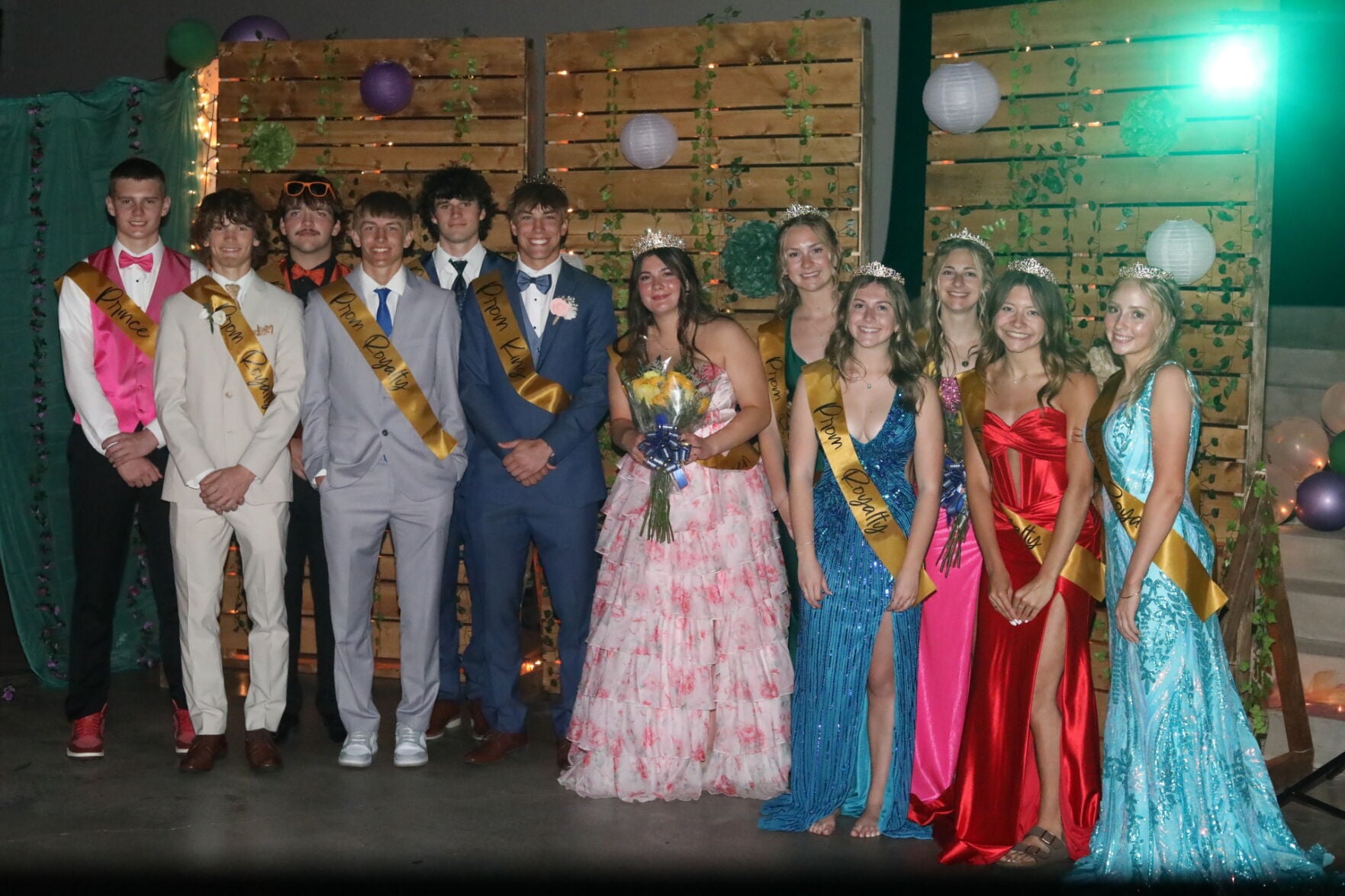 Prom friends | | wvnews.com