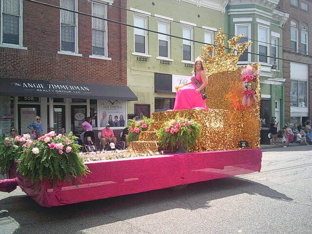 Mason County Fair week kicks-off with parade in Point Pleasant ...