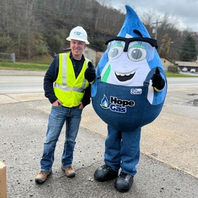 North View Elementary PTA secures $2,000 grant for student food pantry ...