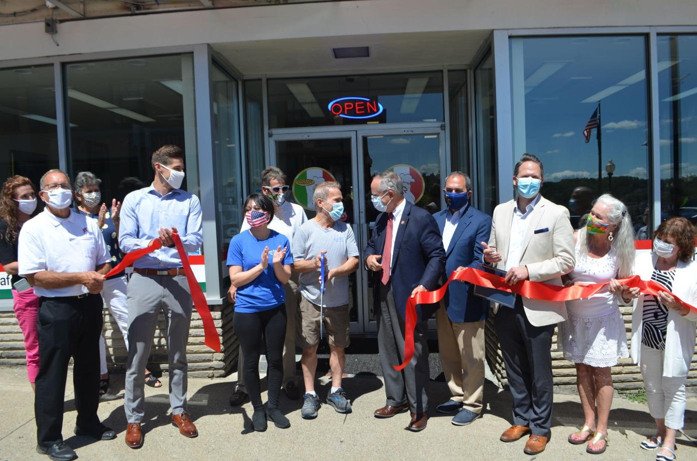 Italian restaurant Mama Di Roma opens in Fairmont, West Virginia ...