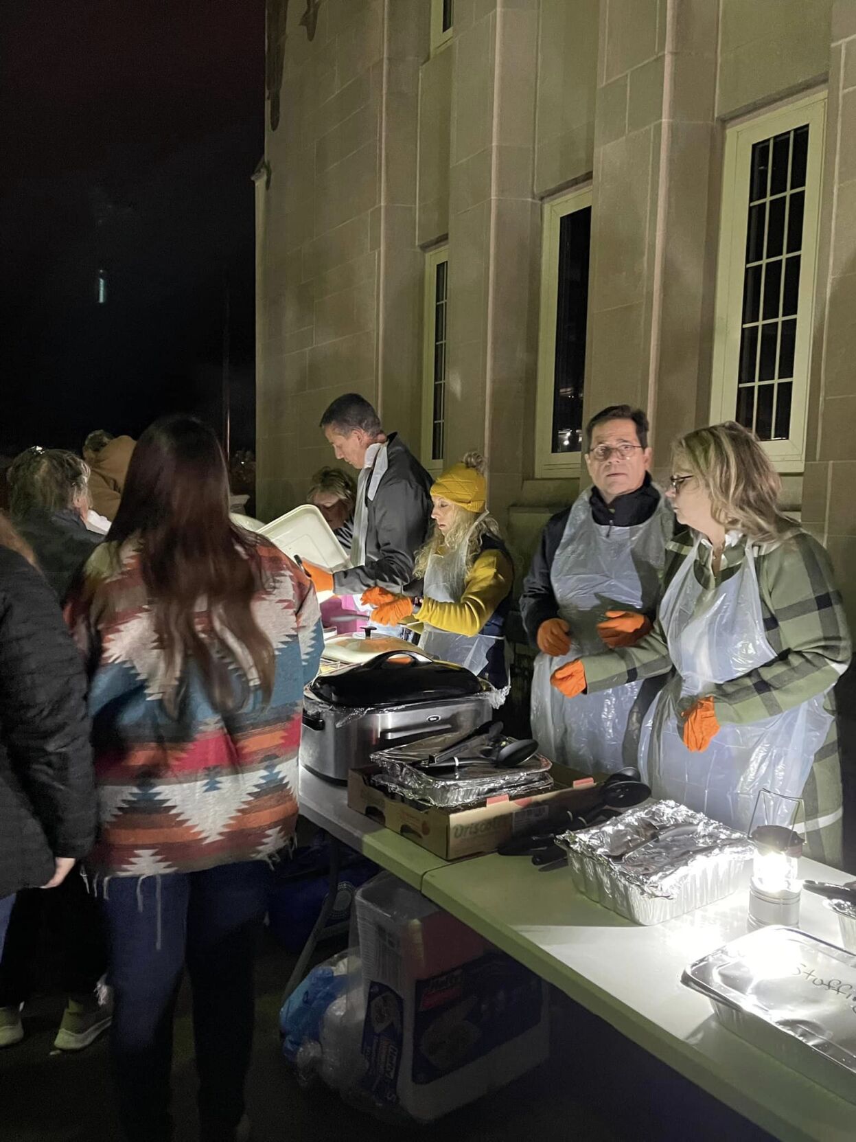 Table for 150? Friends Feeding Friends and the Salvation Army celebrate ...