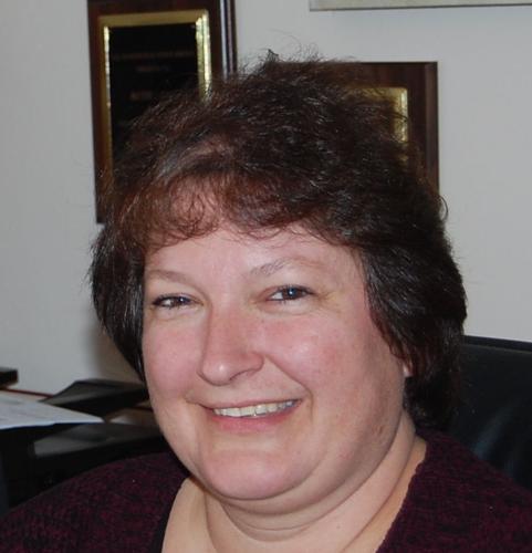 Shirley Keen, Beth Long named Barbour Chamber Members of Month ...