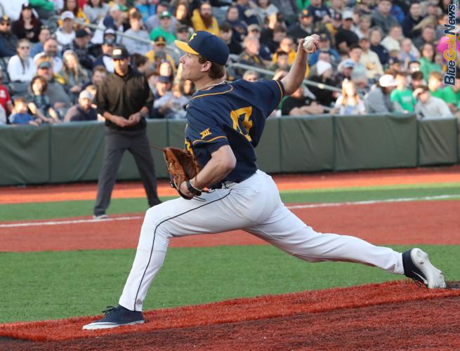 Photo Gallery I: West Virginia Mountaineers - Marshall Thundering Herd ...