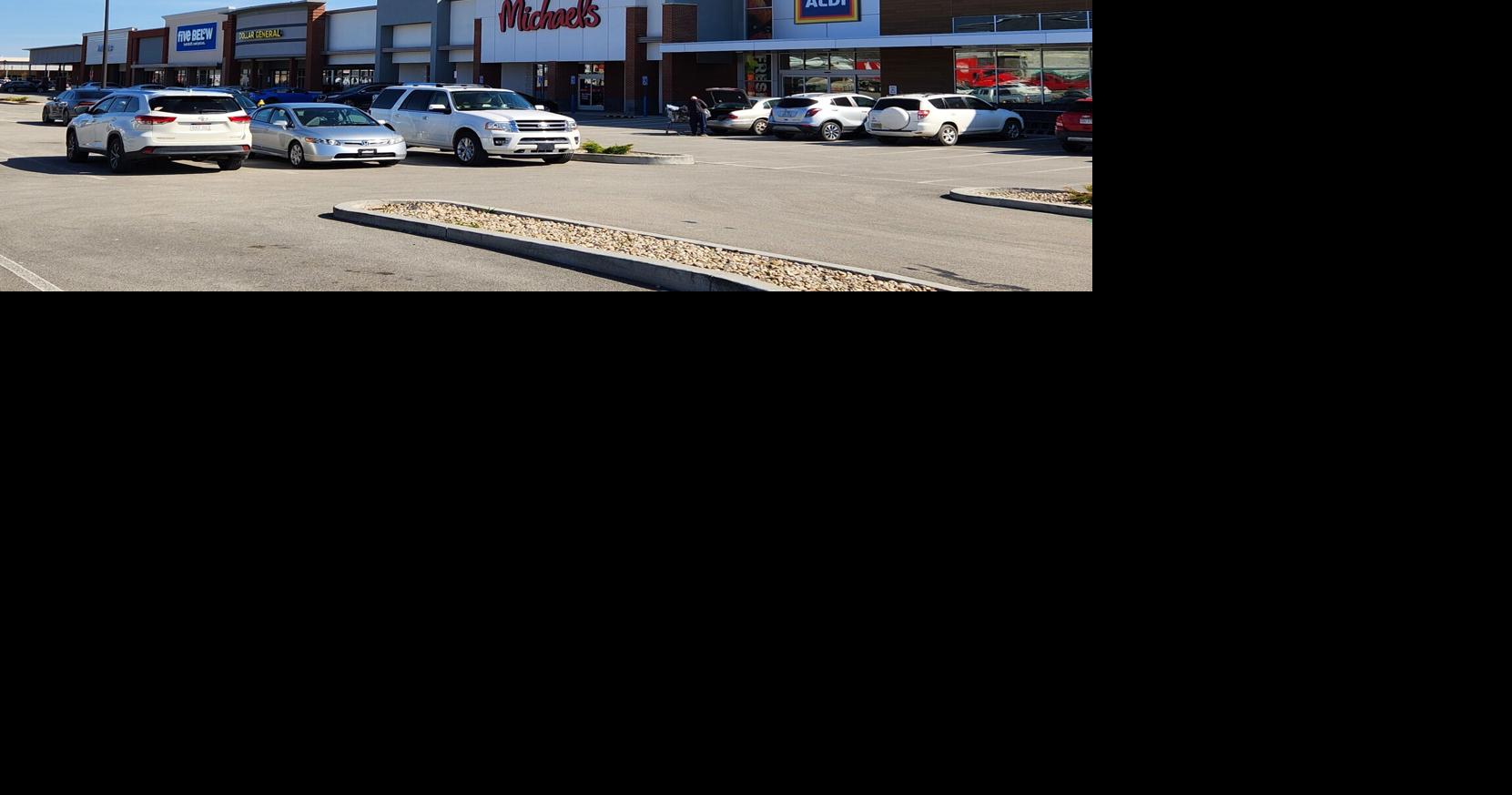 National Middletown Commons chains | | wvnews.com