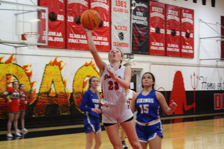 Ravenswood hands Ripley first loss in girls' basketball rivalry ...