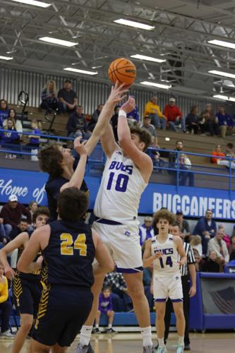 Buckhannon-Upshur boys basketball split games against Morgantown, East ...