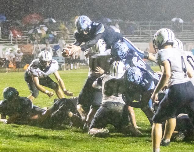 Luke Robinette’s two touchdowns lead Frankfort over Nicholas County, 14 ...