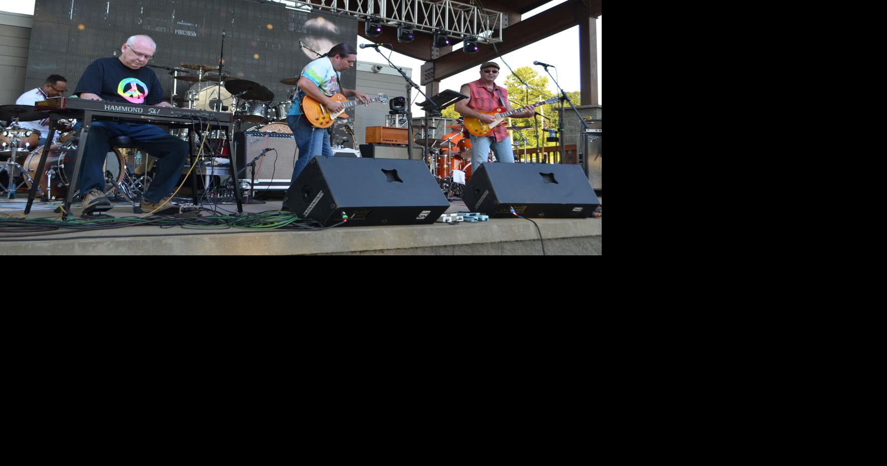 Palatine Park's Legends Series brings the sounds of Fleetwood Mac ...